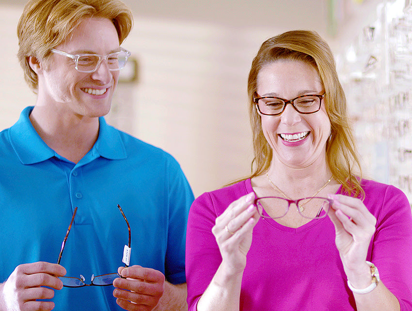 Eye Exam Basics – Eyemart Express