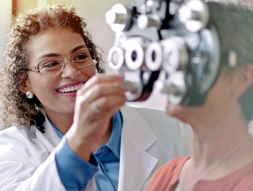 Eye Exam Basics – Eyemart Express